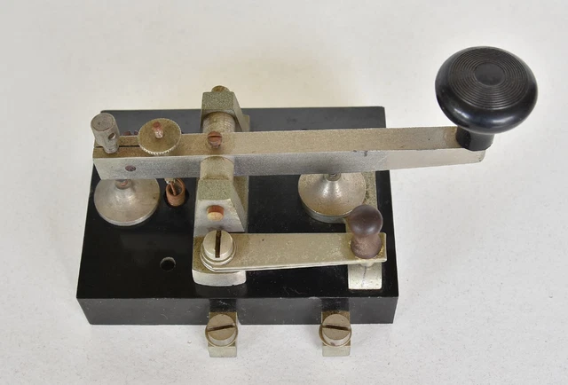 VINTAGE MORSE CODE Key Heavy Duty on Bakelite Base possibly Military ...