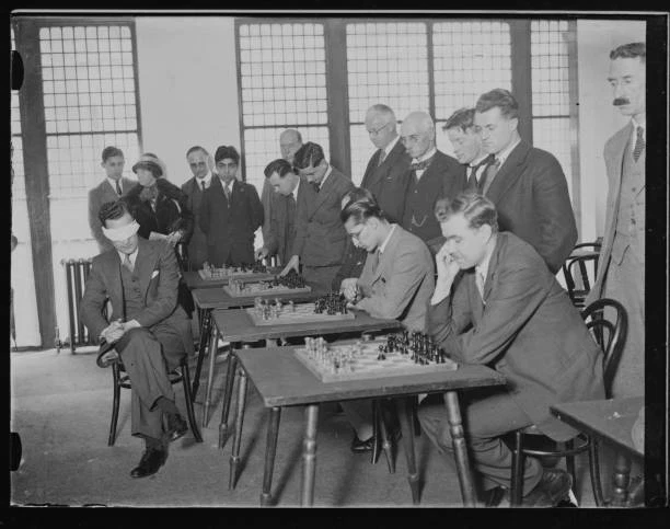 BLINDFOLD CHESS A Display In London Historic Old Photo $9.00 - PicClick AU