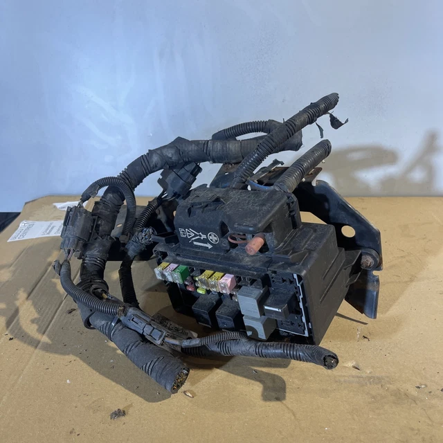 FORD TRANSIT MK7 2013 Engine Bay Fuse Relay Box With Loom 6C1T-14A067 ...