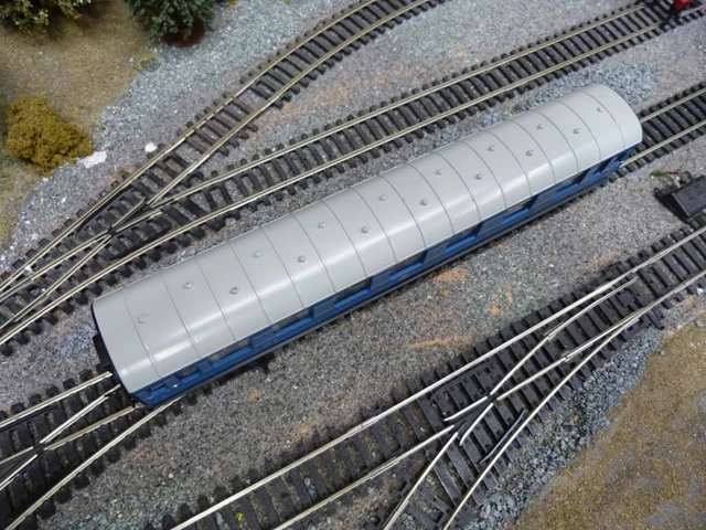 HORNBY R422 LMS coronation scot 1st class coach for OO gauge model ...