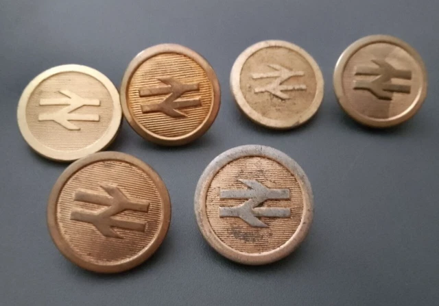 COLLECTION OF 6 Gold coloured British Rail Arrow Buttons £2.99 ...