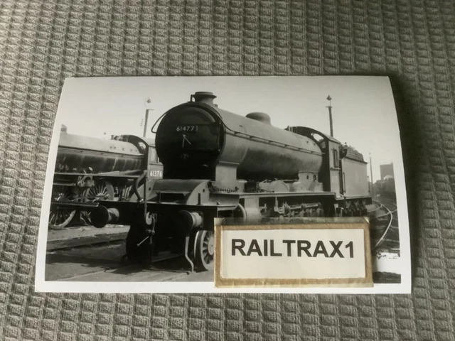 RAILWAY STEAM PHOTOGRAPH - 61477 + At Colwick Shed - 13/5/1956 ...