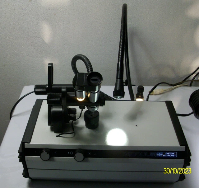SYSTEM EICKHORST MODULE 5 avec Spectroscope à echelle illuminée ...