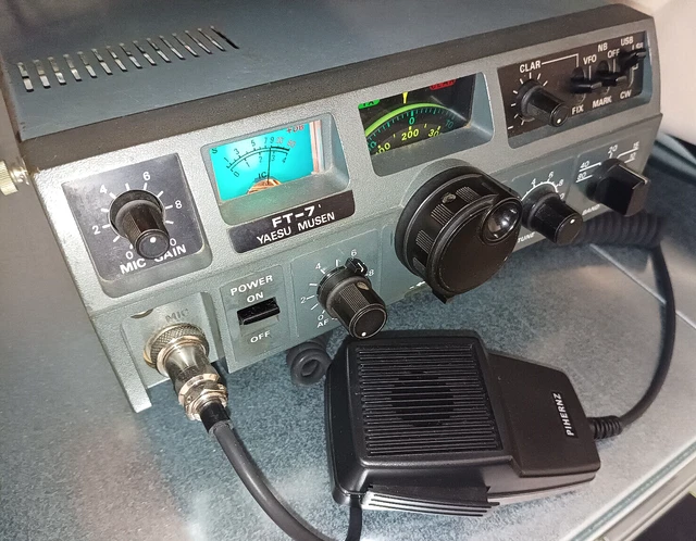 CLASSIC YAESU FT-7 10W SSB Transceiver Ham Radio for HF (Shortwave ...