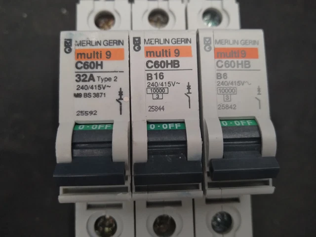 MERLIN GERIN 100A 3 Phase Isolator & Merlin Gerin "Multi 9" MCB Circuit Breakers £24.95 ...