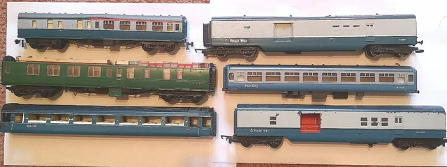 HORNBY TRIANG LIMA Model Railway Job Lot OO Gauge Train Coaches For ...