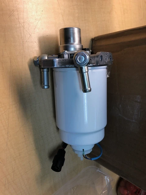 C4500 C5500 DURAMAX Diesel Fuel Filter Assembly With Primer 2003-2009 ...