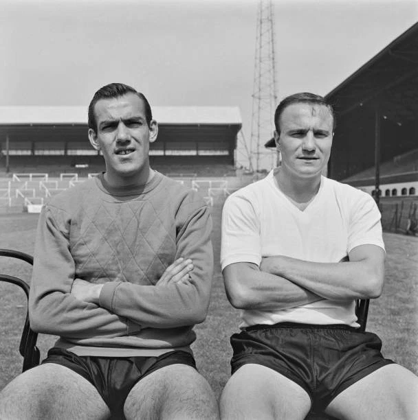 GOALKEEPER TONY MACEDO and George Cohen of Fulham FC 1965 OLD PHOTO EUR ...