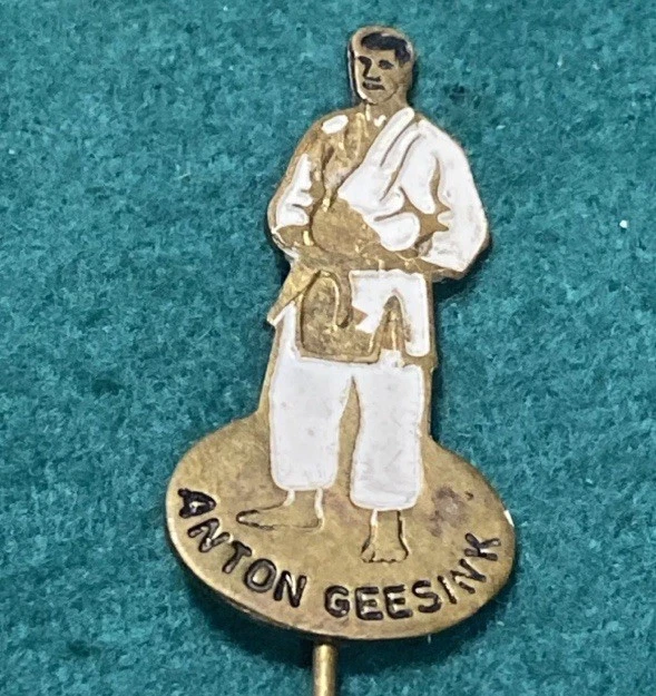 ANTON GEESINK'S HISTORIC Judo gold medal 1964 Tokyo Olympics Souvenir ...