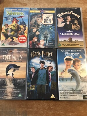 BUNDLE OF 6 Childrens VHS Videos Free Willy Flipper Harry Potter ...