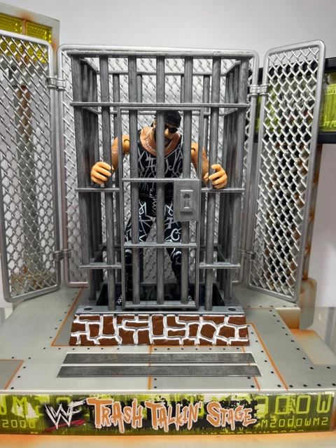 (EXTREMELY RARE) MACHO MAN RANDY SAVAGE IN PRISON CAGE Brawlers ...