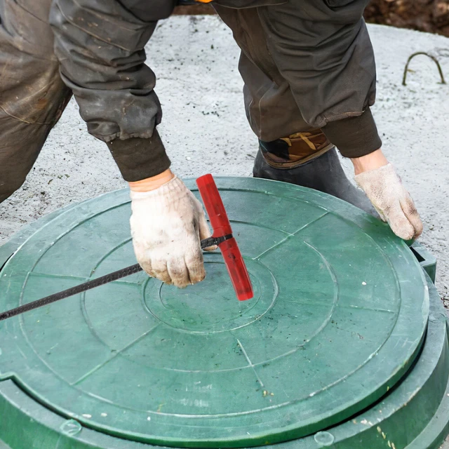 SLIDING DOOR LIFTER Manhole Cover Gully Roll-up £16.51 - PicClick UK
