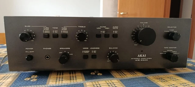 AMPLIFICATORE STEREO AKAI AM-2400 EUR 100,00 - PicClick IT