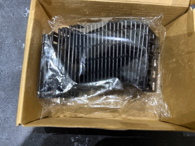 HOBBYBOSS 81005 - Wwii German Sd.kfz.251 Tracks - 1/35 Scale Separate ...