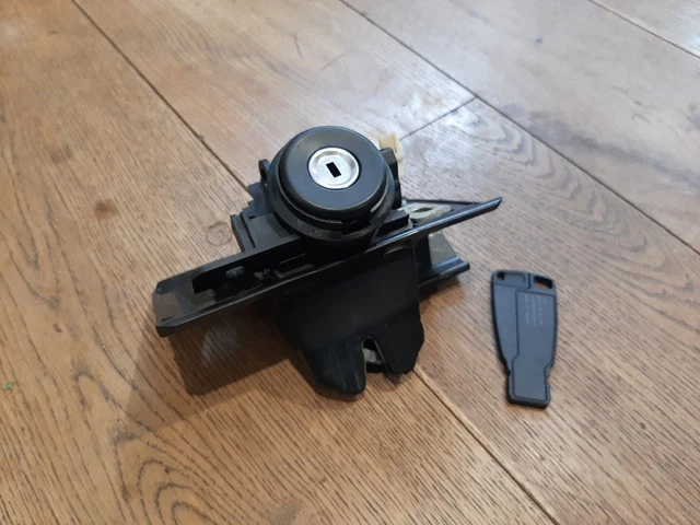 ORIGINAL MERCEDES BENZ W202, W210, 190 Trunk / Boot Lock with key ...