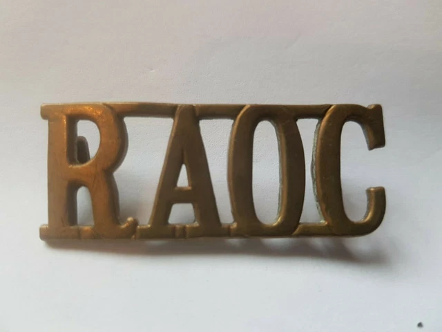 WW2 ROYAL SHOULDER Army Ordance Corps Shoulder Title Badge Original £10 ...
