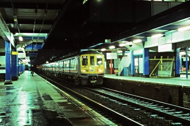 BRITISH RAIL CLASS 319 EMU Luton Electric MML Midland 1989 Slide W ...