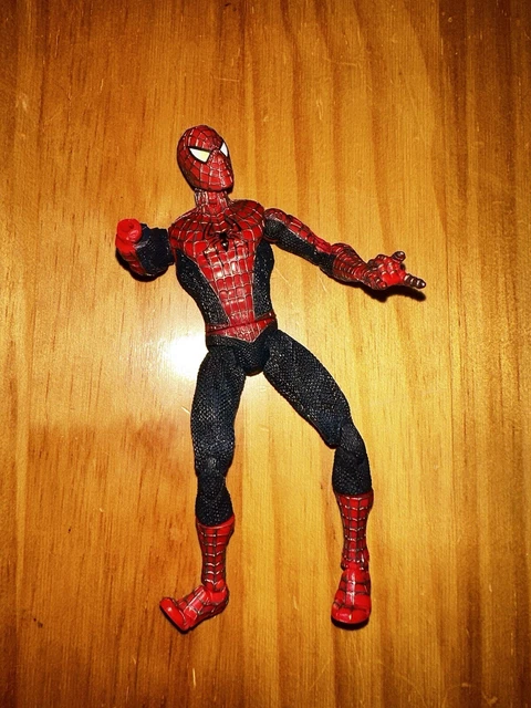 SPIDER-MAN ACTION FIGURE 2003 SpiderMan Figure Highly Posable £7.99 ...