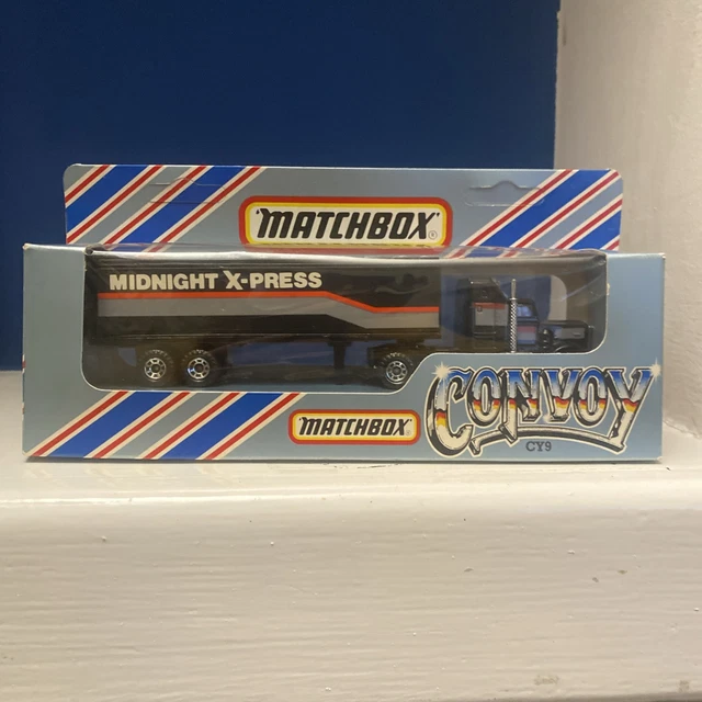 MATCHBOX CONVOY CY9 Kenworth Box Truck Midnight X-Press £16.82 ...