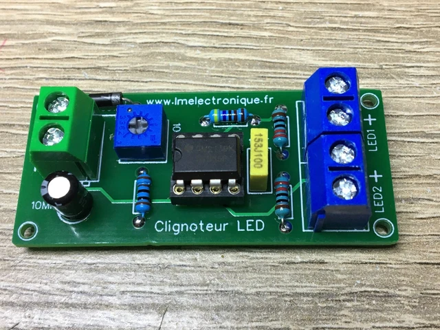 MODULE CLIGNOTEUR ALTERNATIF 2 LED pour PASSAGE A NIVEAU Modélisme ...
