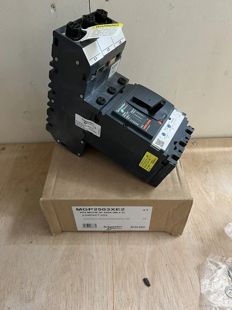 Schneider 250 Amp Mccb FOR SALE! - PicClick UK