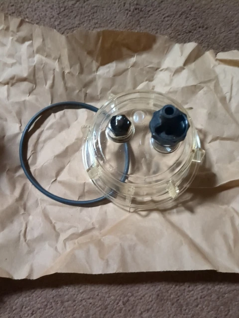 NAVISTAR INTERNATIONAL #1677005C91 BRACKET,BOWL FUEL FILTER $93.22 ...