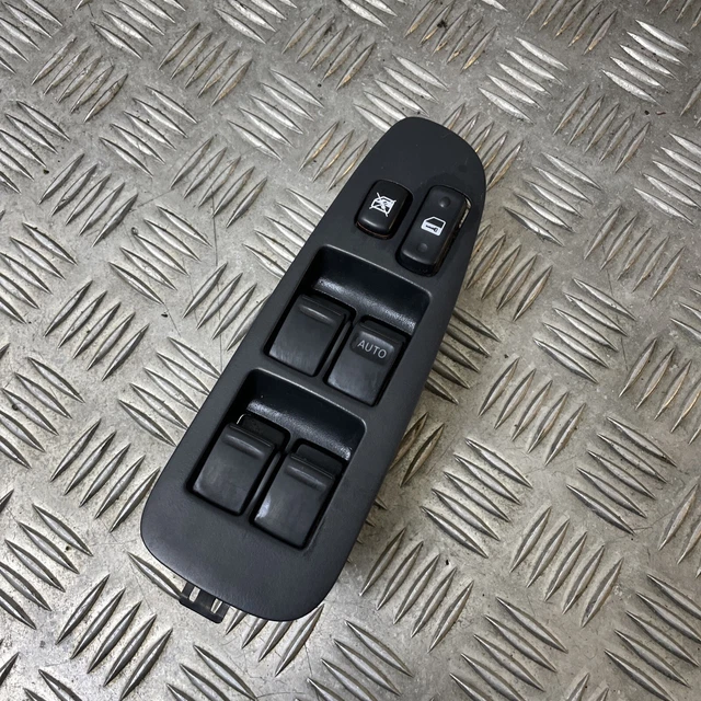 2005 TOYOTA PREVIA OSR Drivers commutateur fenêtre droite - Numéro de pièce : 84040-28011 EUR 28 ...