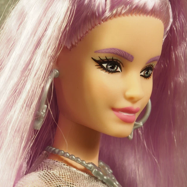 *MATTEL*BARBIE*NEYSA & FXL60 Hybridpuppe*Curvy*Outfit & Acc*unbespielt ...