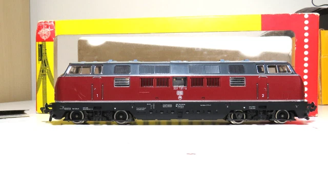 LOCOMOTIVE DIESEL BR 221 131-6 DB Fleischmann 4235 Échelle H0 EUR 62,21 ...