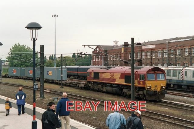 PHOTO CLASS 66 66172 Passes Doncaster On 03 June 2004 £1.50 - PicClick UK