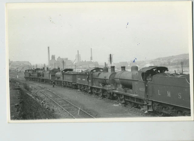 PHOTO: BR ER locoshed at Canklow (Rotherham) - incl. 4F (4)4128 £1.00 ...