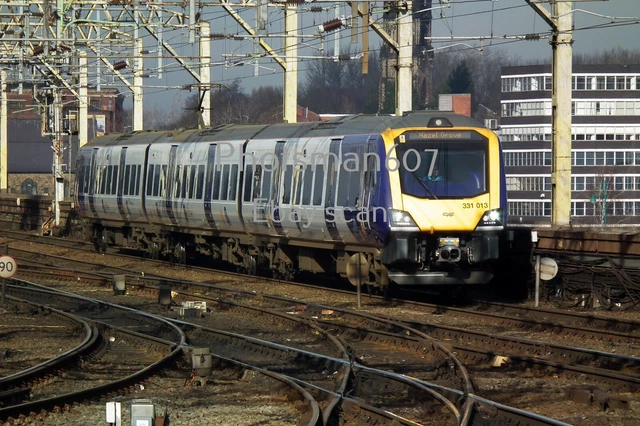 CLASS 331 331013, 3 car EMU, in new Northern at Stockport £0.75 ...