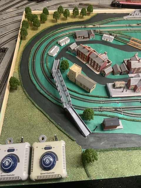 N GAUGE MODEL Railway Layout £414.71 - PicClick UK