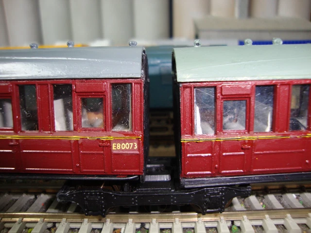 IAN KIRK KIT built ex-LNER articulated suburban carriage set in BR ...