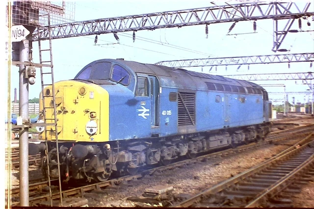 35MM RAILWAY COLOUR Negative Class 40 015 at Crewe £1.95 - PicClick UK