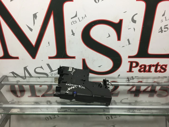 (AS) MERCEDES BENZ W212 E Class Engine Bay Fuse Box Battery Terminal ...