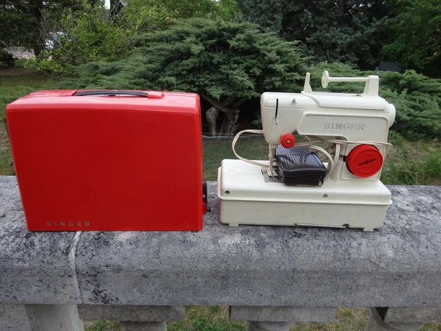 MINI MACHINE A Coudre Singer 67B13 Vintage Collection EUR 75,00 ...