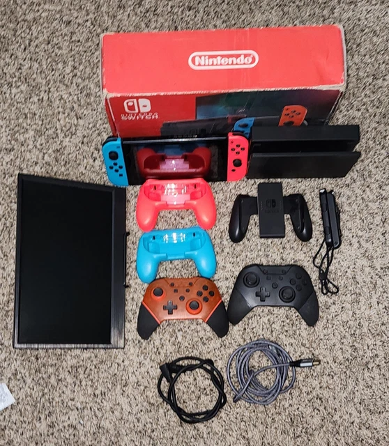 NINTENDO SWITCH 32GB Handheld Console +crash Bandicoot Games ...