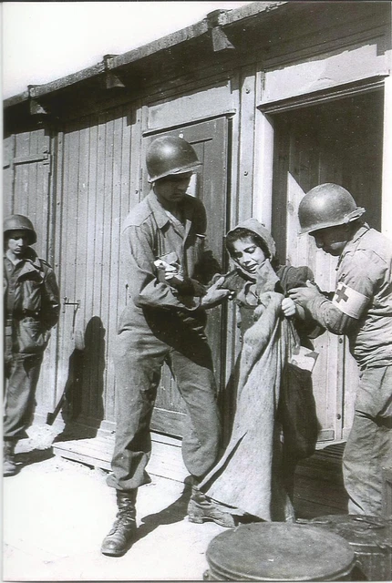 WW II USA Photo --- Soldiers Helping Jewish Women From Concentration ...