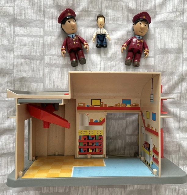 POSTMAN PAT ACTION Figure Toys Play Set £7.50 - PicClick UK