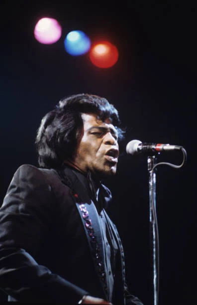 JAMES BROWN PERFORMS Live On Stage At Wembley Arena 1986 Old Photo $8. ...