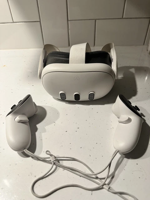 OCULUS QUEST 3 Virtual Reality Headset 128gb All-in-One VR Gaming Accessory £260.68 - PicClick UK