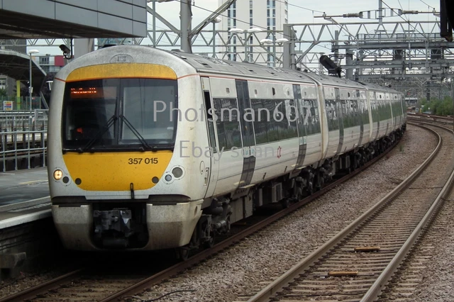 CLASS 357 357015, 4 car EMU, in C2C at Stratford £0.95 - PicClick UK