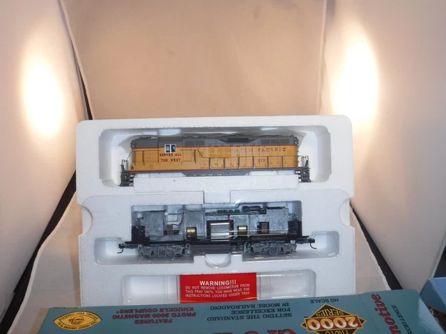 PROTO 2000 P2K HO Union Pacific UP EMD GP9 Phase 2 w/Dyn Brakes #252 ...