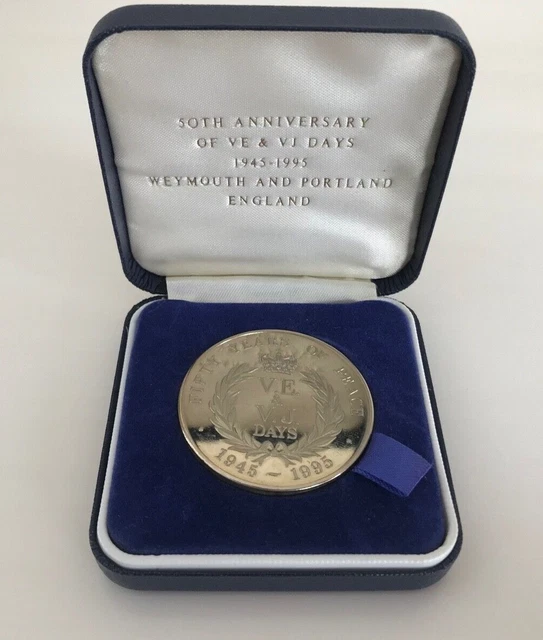 MÉDAILLE DU 50E Anniversaire Des Jours VE Et VJ À Weymouth Et Portland ...