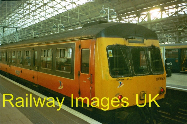 RAILWAY PHOTO - Class 101 DMU metro cammell Manchester Piccadilly c2003 ...