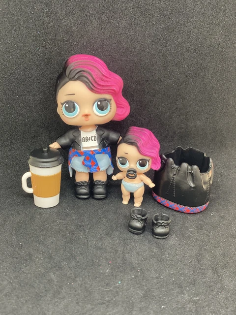 LOL SURPRISE DOLL Rocker Series 1 SZE Code. With Lil Sister. Great ...