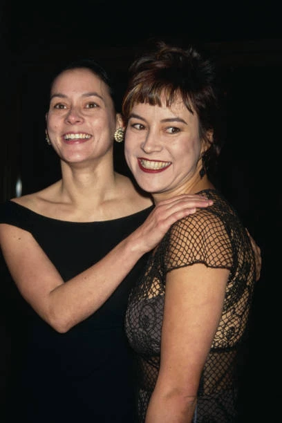 MEG TILLY SISTER American Canadian actress Jennifer Tilly Westwood- Old ...