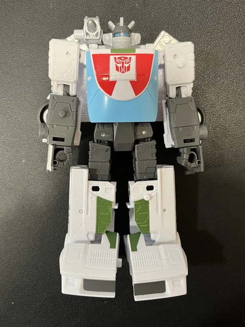TRANSFORMERS GENERATIONS SELECTS Legacy WHEELJACK Autobot Stand United ...