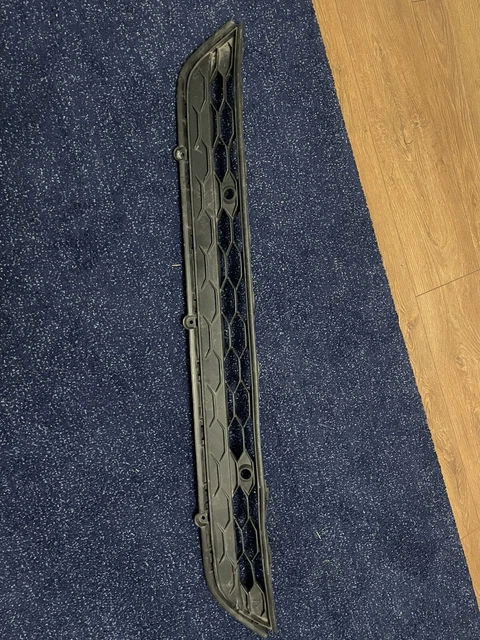 VW TIGUAN FRONT Bumper Lower Grille - 5NA853671 9B9 **Genuine Damage ...